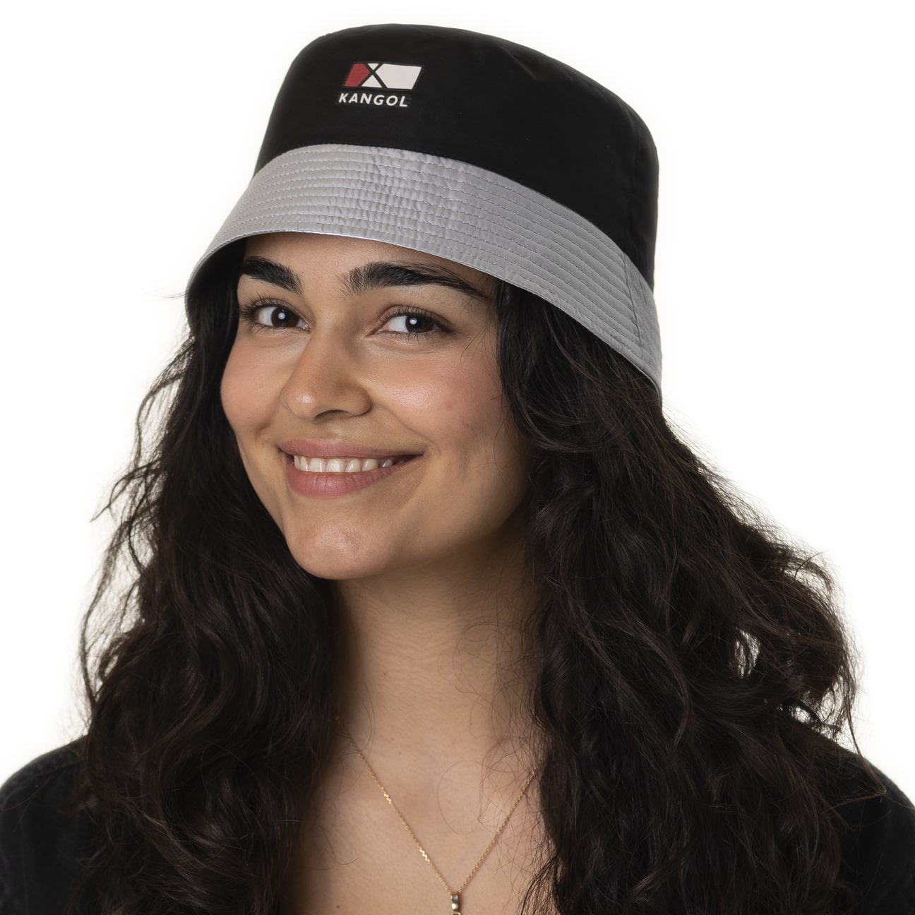 Cappello Reversibile Rave Sport Bucket by Kangol - € 49,95